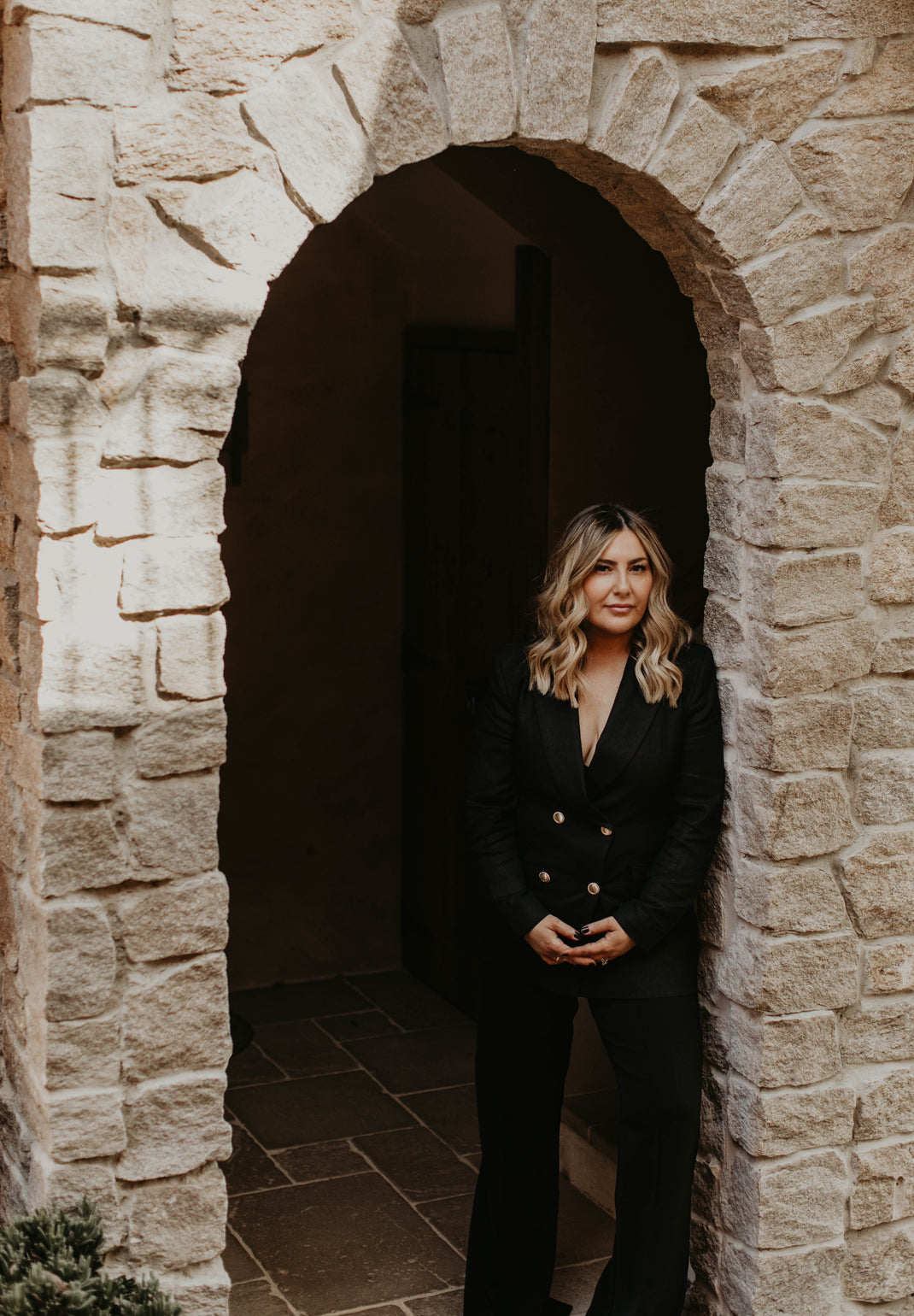 Behind Lessi – Lessi the Label